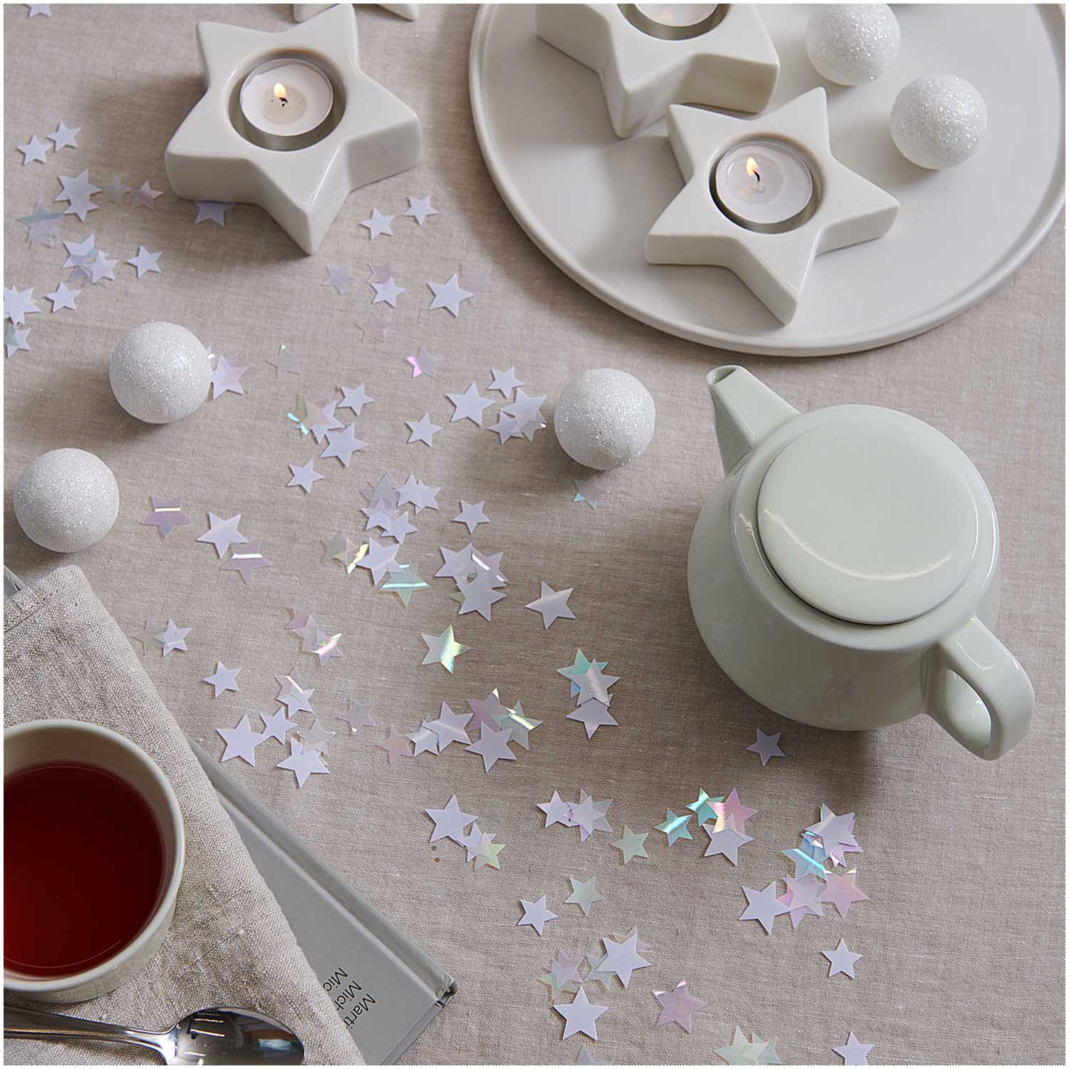 Christmas Holly Wooden Confetti | Eco Confetti – Pretty Little Party Shop