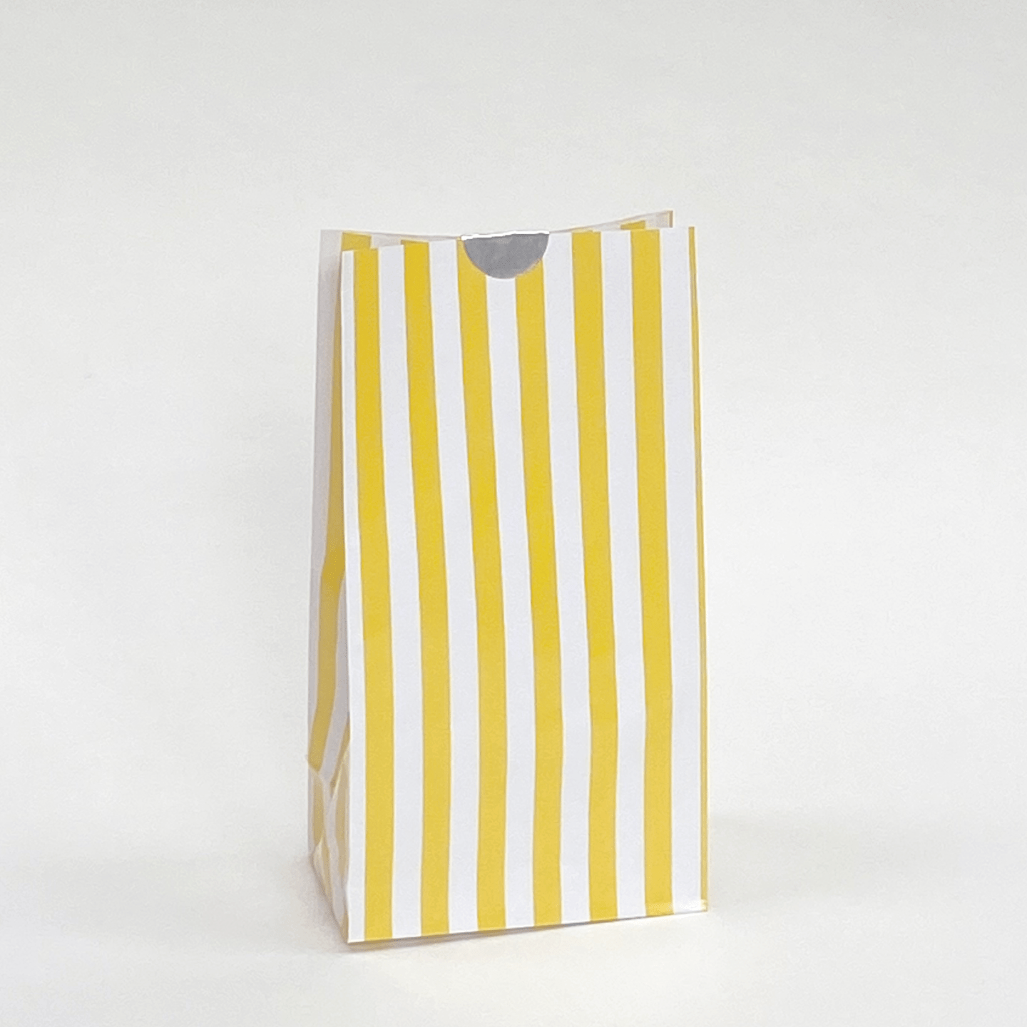 Yellow Striped Party Bags | Candy striped Paper Bags | Party Bags UK ...