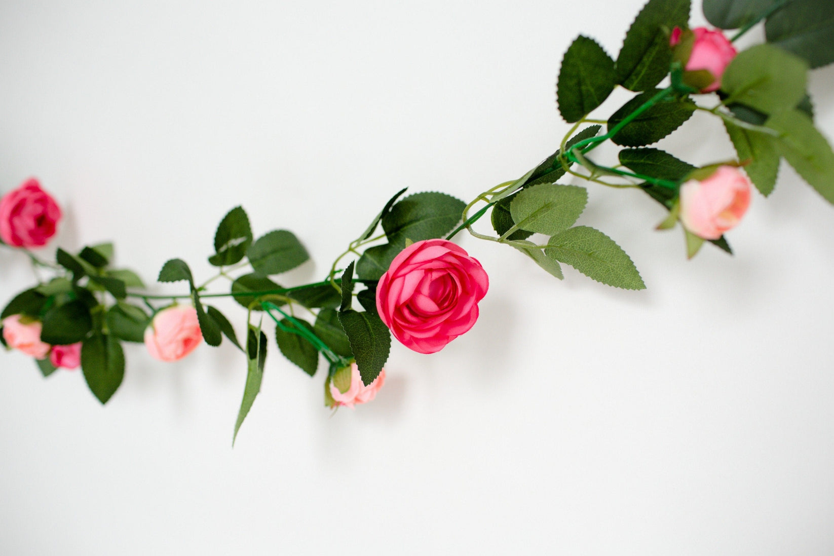 Flower Garland Pink | Artificial Flowers & Foliage for Parties – Pretty ...