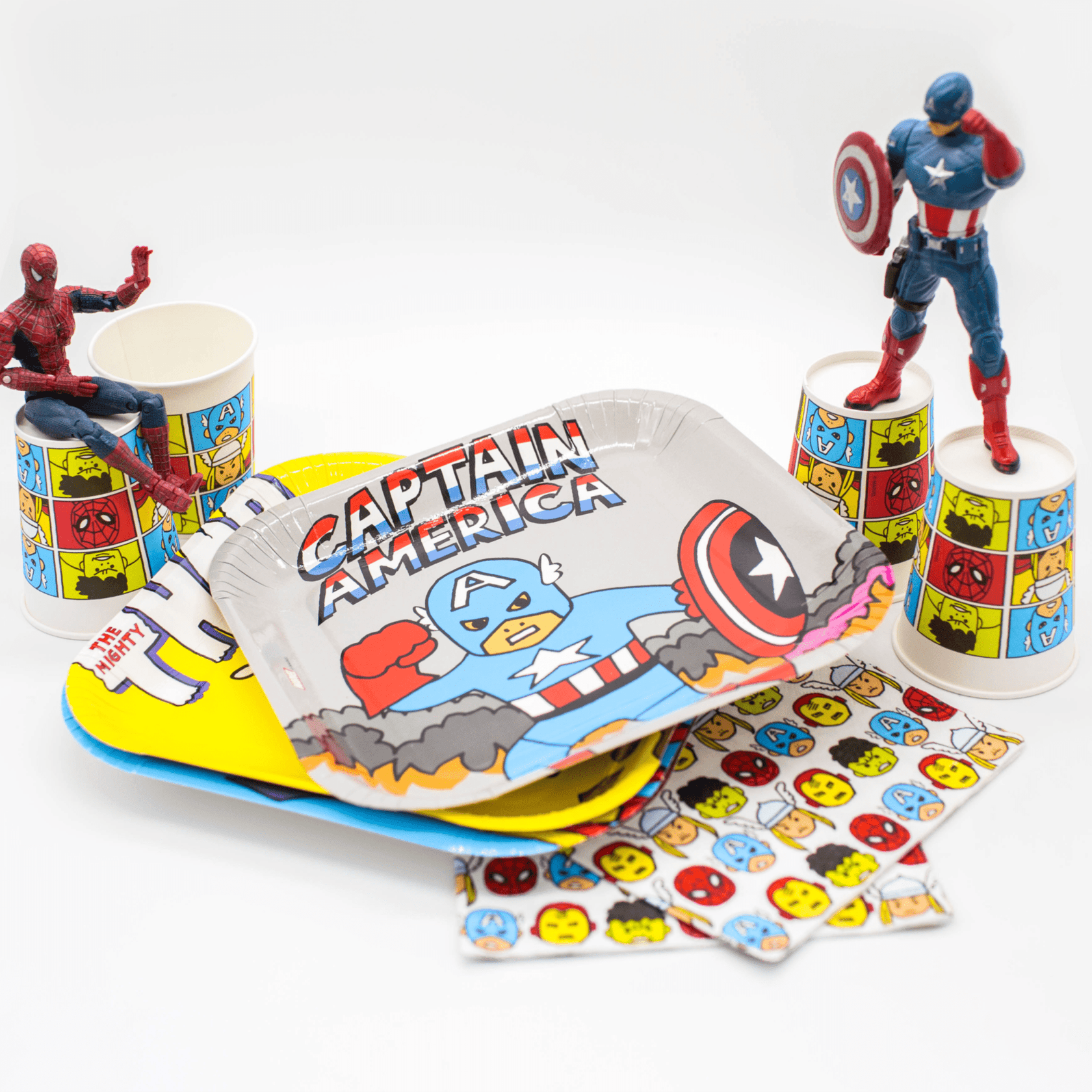 Marvel Avengers Party Plates | Superhero Paper Plates | Party Ideas ...