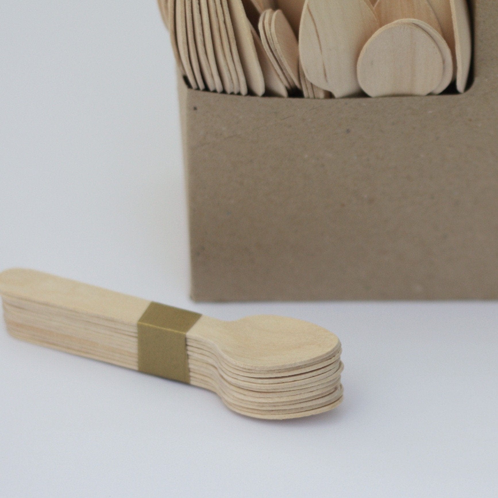 Wooden Teaspoons | Disposable Cutlery | Natural Eco Party Supplies UK ...